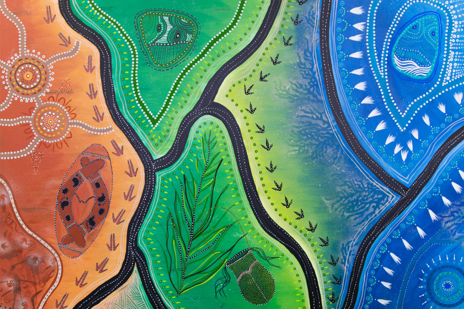 Iconic public artwork reflects Great Barrier Reef - Tropical North ...